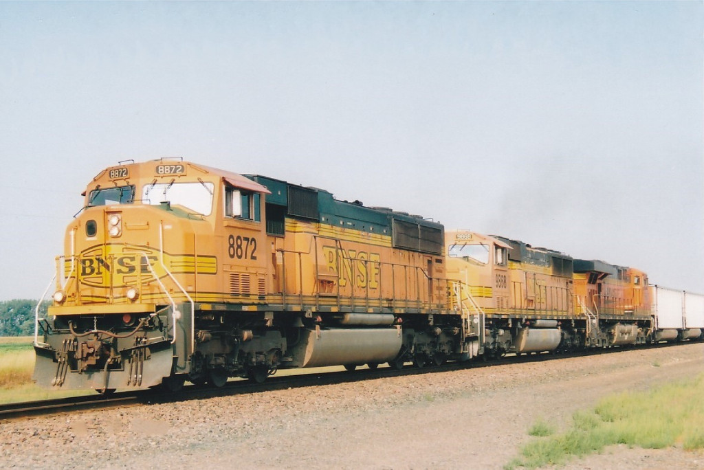 BNSF 8872 East